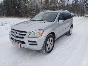 Pelēks Mercedes-Benz GL 450 2012 Viļņa, ar dzinēja tilpumu 4.70 L un nobraukumu 170 tūkst. km par 5950 €, foto 8 vietnē AUTOMOTO.COM.LV