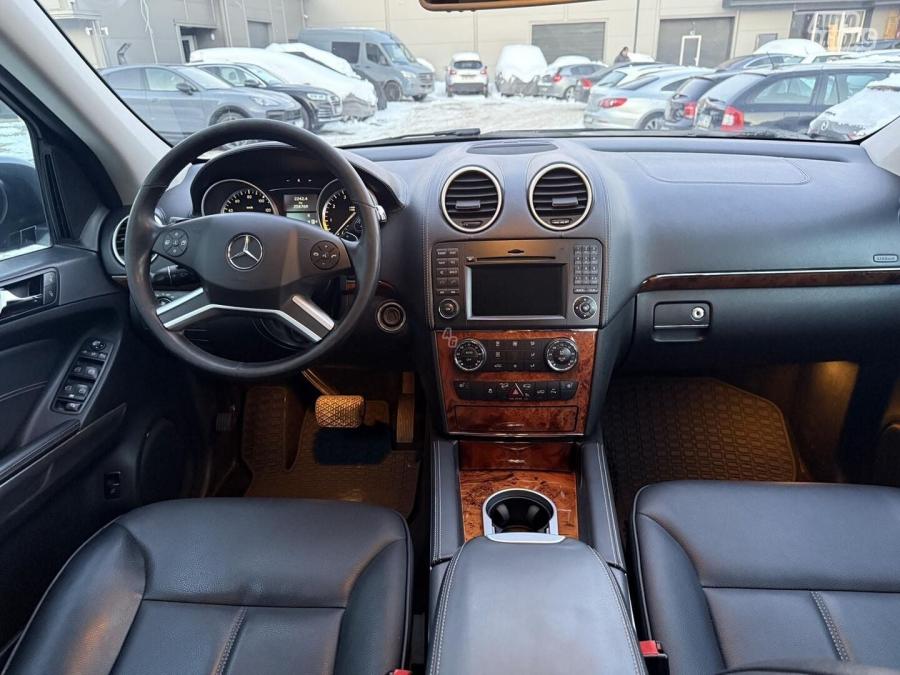 Pelēks Mercedes-Benz GL 450 2012 Viļņa, ar dzinēja tilpumu 4.70 L un nobraukumu 259 tūkst. km par 8500 €, foto 11 vietnē AUTOMOTO.COM.LV