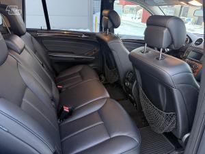 Pelēks Mercedes-Benz GL 450 2012 Viļņa, ar dzinēja tilpumu 4.70 L un nobraukumu 259 tūkst. km par 8500 €, foto 17 vietnē AUTOMOTO.COM.LV