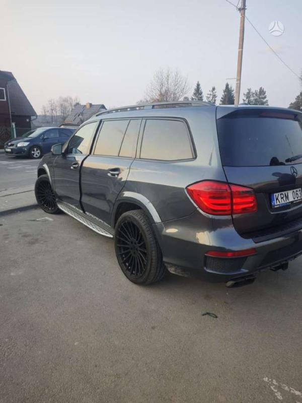 Pelēks Mercedes-Benz GL 450 2013 Viļņa, ar dzinēja tilpumu 4.66 L un nobraukumu 241 tūkst. km par 16999 €, foto 11 vietnē AUTOMOTO.COM.LV