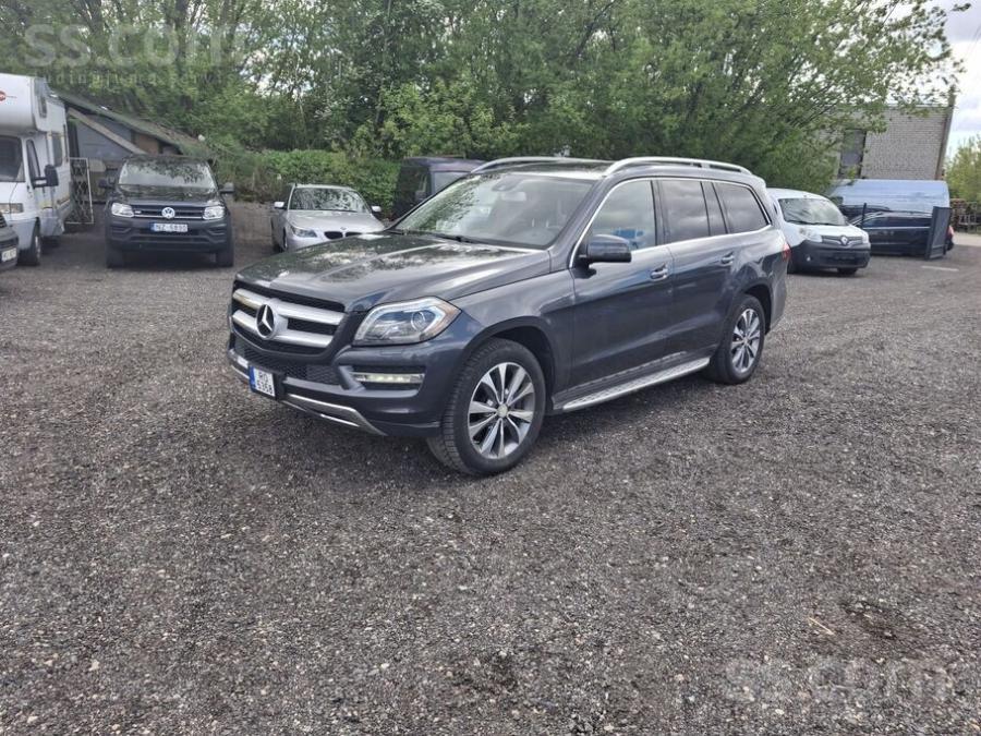 Pelēks Mercedes-Benz GL 450 2014 Rīga, ar dzinēja tilpumu 4.70 L un nobraukumu 255 tūkst. km par 18500 €, foto 4 vietnē AUTOMOTO.COM.LV
