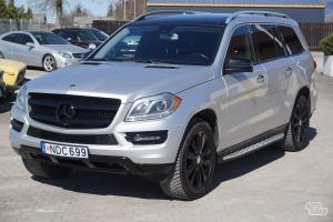 Pelēks Mercedes-Benz GL 450 2015 Kvietiniai, ar dzinēja tilpumu 3.00 L un nobraukumu 181 tūkst. km par 17500 €, foto  vietnē AUTOMOTO.COM.LV