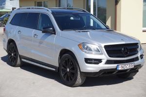 Pelēks Mercedes-Benz GL 450 2015 Kvietiniai, ar dzinēja tilpumu 3.00 L un nobraukumu 181 tūkst. km par 17500 €, foto 3 vietnē AUTOMOTO.COM.LV