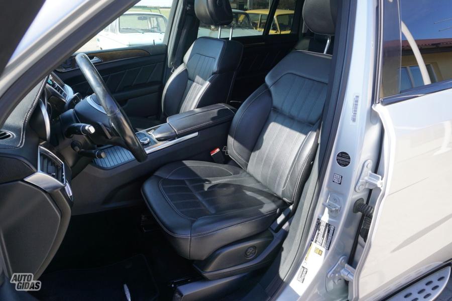 Pelēks Mercedes-Benz GL 450 2015 Kvietiniai, ar dzinēja tilpumu 3.00 L un nobraukumu 181 tūkst. km par 17500 €, foto 8 vietnē AUTOMOTO.COM.LV