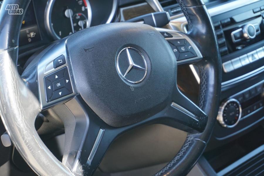 Pelēks Mercedes-Benz GL 450 2015 Kvietiniai, ar dzinēja tilpumu 3.00 L un nobraukumu 181 tūkst. km par 17500 €, foto 22 vietnē AUTOMOTO.COM.LV