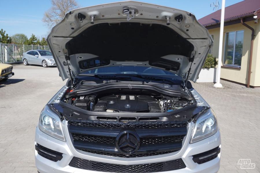Pelēks Mercedes-Benz GL 450 2015 Kvietiniai, ar dzinēja tilpumu 3.00 L un nobraukumu 181 tūkst. km par 17500 €, foto 31 vietnē AUTOMOTO.COM.LV