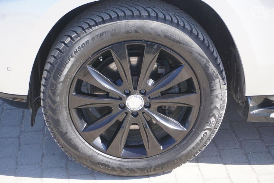 Pelēks Mercedes-Benz GL 450 2015 Kvietiniai, ar dzinēja tilpumu 3.00 L un nobraukumu 181 tūkst. km par 17500 €, foto 33 vietnē AUTOMOTO.COM.LV
