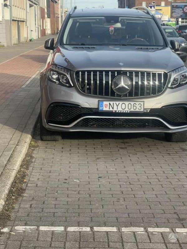 Pelēks Mercedes-Benz GL 450 2016 Kauņa, ar dzinēja tilpumu 3.00 L un nobraukumu 200 tūkst. km par 19900 €, foto 2 vietnē AUTOMOTO.COM.LV