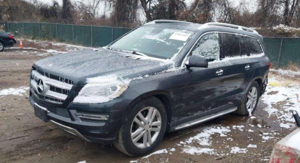 Grey Mercedes-Benz GL 450 2013 in Kaunas, with an engine capacity of 4.70 L and mileage of 160 thousand km for 8712 €, photo 1 on AUTOMOTO.COM.LV