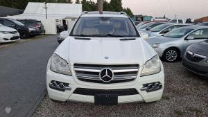 Balts Mercedes-Benz GL 450 2010 Kauņa, ar dzinēja tilpumu 4.66 L un nobraukumu 270 tūkst. km par 8350 €, foto 5 vietnē AUTOMOTO.COM.LV