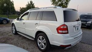 Balts Mercedes-Benz GL 450 2010 Kauņa, ar dzinēja tilpumu 4.66 L un nobraukumu 270 tūkst. km par 8350 €, foto 9 vietnē AUTOMOTO.COM.LV