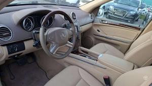 Balts Mercedes-Benz GL 450 2010 Kauņa, ar dzinēja tilpumu 4.66 L un nobraukumu 270 tūkst. km par 8350 €, foto 11 vietnē AUTOMOTO.COM.LV