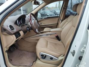 Balts Mercedes-Benz GL 450 2011 Klaipėda, ar dzinēja tilpumu 4.00 L un nobraukumu 411 tūkst. km par 5200 €, foto 21 vietnē AUTOMOTO.COM.LV