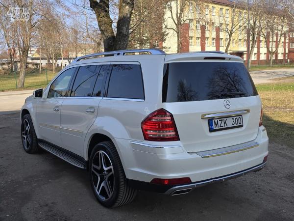 Balts Mercedes-Benz GL 450 2011 Klaipėda, ar dzinēja tilpumu 4.70 L un nobraukumu 312 tūkst. km par 16500 €, foto 5 vietnē AUTOMOTO.COM.LV