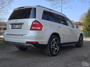 White Mercedes-Benz GL 450 2011 in Klaipeda, with an engine capacity of 4.70 L and mileage of 312 thousand km for 16500 €, photo 10 on AUTOMOTO.COM.LV