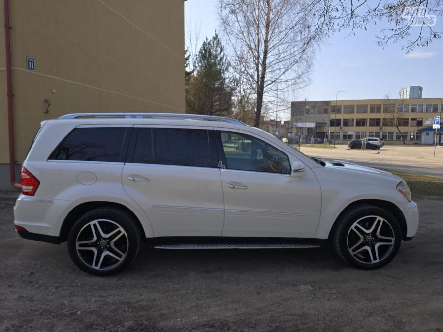 White Mercedes-Benz GL 450 2011 in Klaipeda, with an engine capacity of 4.70 L and mileage of 312 thousand km for 16500 €, photo 11 on AUTOMOTO.COM.LV