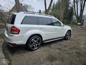 White Mercedes-Benz GL 450 2011 in Klaipeda, with an engine capacity of 4.70 L and mileage of 312 thousand km for 16500 €, photo 14 on AUTOMOTO.COM.LV
