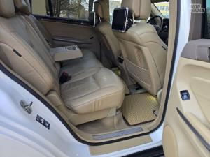 White Mercedes-Benz GL 450 2011 in Klaipeda, with an engine capacity of 4.70 L and mileage of 312 thousand km for 16500 €, photo 29 on AUTOMOTO.COM.LV