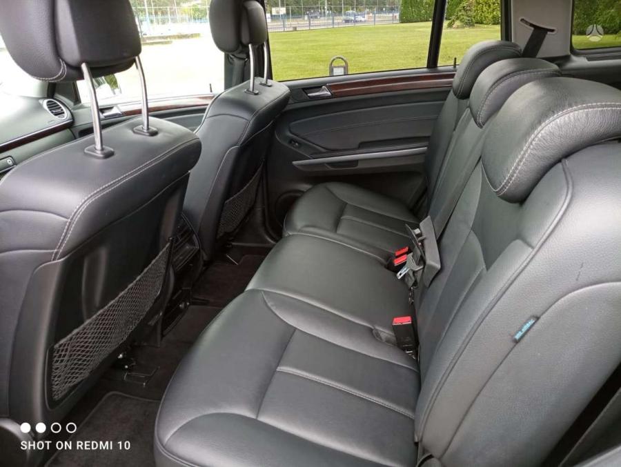 Balts Mercedes-Benz GL 450 2011 Viļņa, ar dzinēja tilpumu 4.66 L un nobraukumu 233 tūkst. km par 8999 €, foto 14 vietnē AUTOMOTO.COM.LV