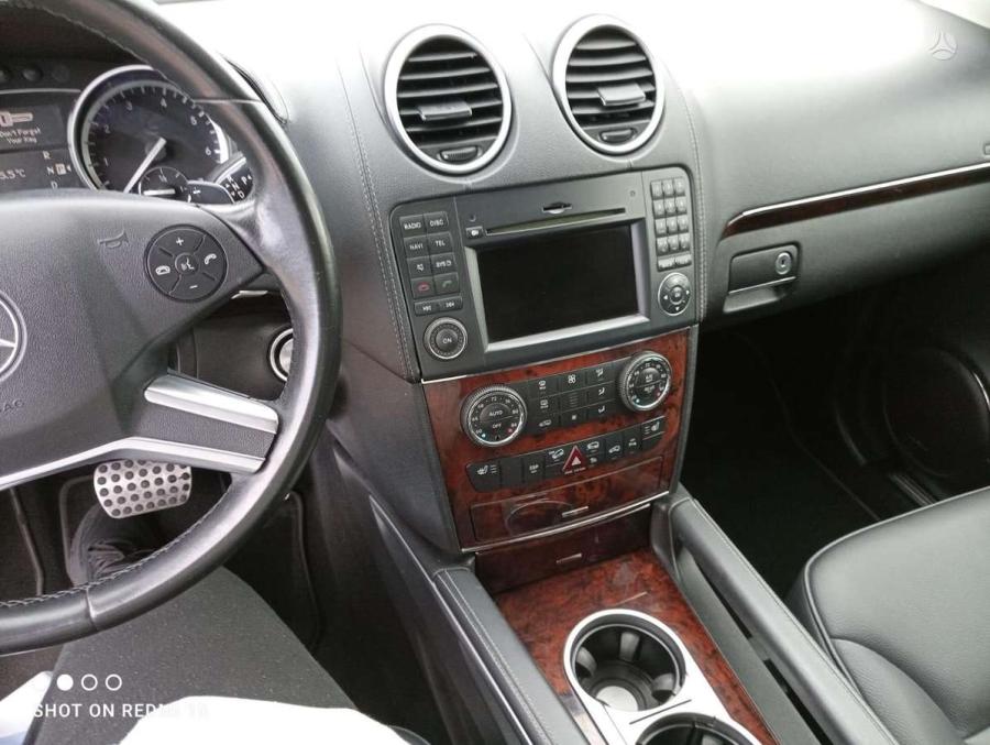 Balts Mercedes-Benz GL 450 2011 Viļņa, ar dzinēja tilpumu 4.66 L un nobraukumu 233 tūkst. km par 8999 €, foto 18 vietnē AUTOMOTO.COM.LV