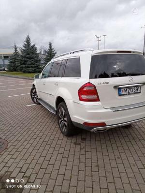Balts Mercedes-Benz GL 450 2011 Viļņa, ar dzinēja tilpumu 4.66 L un nobraukumu 233 tūkst. km par 8999 €, foto 22 vietnē AUTOMOTO.COM.LV
