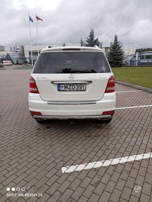 Balts Mercedes-Benz GL 450 2011 Viļņa, ar dzinēja tilpumu 4.66 L un nobraukumu 233 tūkst. km par 8999 €, foto 23 vietnē AUTOMOTO.COM.LV