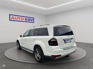 White Mercedes-Benz GL 450 2012 in Kaunas, with an engine capacity of 4.70 L and mileage of 198 thousand km for 13499 €, photo 3 on AUTOMOTO.COM.LV