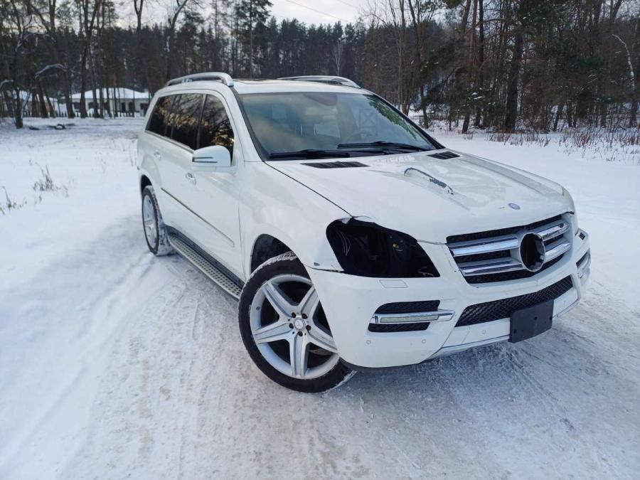 Balts Mercedes-Benz GL 450 2012 Viļņa, ar dzinēja tilpumu 0.00 L un nobraukumu 248 tūkst. km par 6650 €, foto 8 vietnē AUTOMOTO.COM.LV