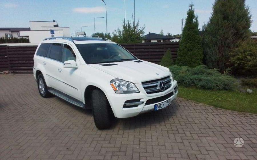 Белый Мерседес ГЛ 450 2012 в Каунас, объемом двигателя 4.66 л и пробегом 221 тыс. км за 11100 €, фото 38 на AUTOMOTO.COM.LV