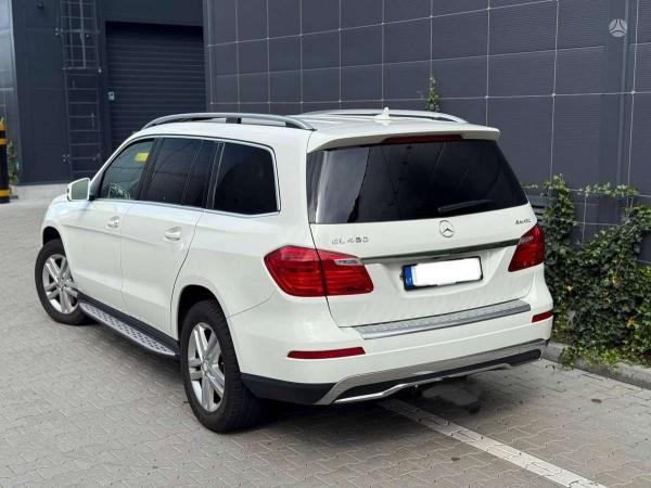Balts Mercedes-Benz GL 450 2013 Klaipėda, ar dzinēja tilpumu 4.66 L un nobraukumu 140 tūkst. km par 14500 €, foto 8 vietnē AUTOMOTO.COM.LV