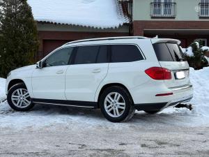 White Mercedes-Benz GL 450 2013 in Klaipeda, with an engine capacity of 4.66 L and mileage of 140 thousand km for 15500 €, photo 12 on AUTOMOTO.COM.LV