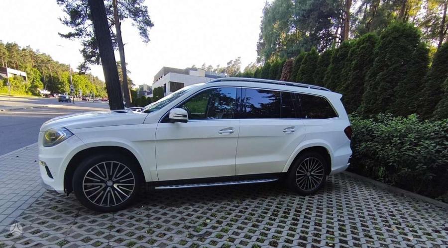 Balts Mercedes-Benz GL 450 2013 Viļņa, ar dzinēja tilpumu 4.66 L un nobraukumu 258 tūkst. km par 14000 €, foto 4 vietnē AUTOMOTO.COM.LV