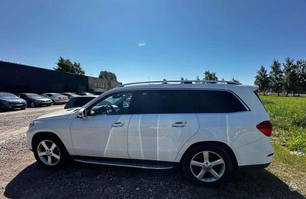 Balts Mercedes-Benz GL 450 2013 Klaipėda, ar dzinēja tilpumu 4.66 L un nobraukumu 200 tūkst. km par 7600 €, foto 3 vietnē AUTOMOTO.COM.LV