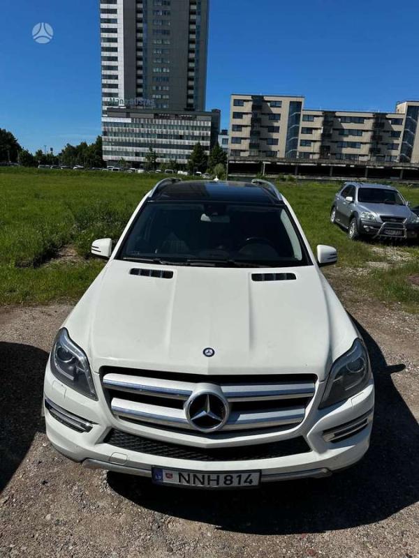 Balts Mercedes-Benz GL 450 2013 Klaipėda, ar dzinēja tilpumu 4.66 L un nobraukumu 200 tūkst. km par 7600 €, foto 4 vietnē AUTOMOTO.COM.LV