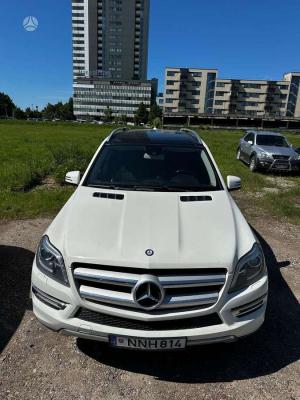 White Mercedes-Benz GL 450 2013 in Klaipeda, with an engine capacity of 4.66 L and mileage of 200 thousand km for 7600 €, photo 5 on AUTOMOTO.COM.LV