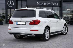 Balts Mercedes-Benz GL 450 2013 Klaipėda, ar dzinēja tilpumu 4.66 L un nobraukumu 140 tūkst. km par 14500 €, foto 6 vietnē AUTOMOTO.COM.LV