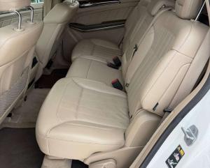 Balts Mercedes-Benz GL 450 2013 Klaipėda, ar dzinēja tilpumu 4.66 L un nobraukumu 140 tūkst. km par 14500 €, foto 26 vietnē AUTOMOTO.COM.LV