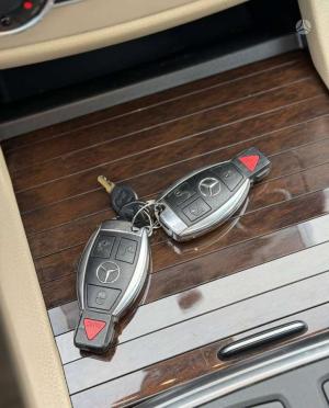 Balts Mercedes-Benz GL 450 2013 Klaipėda, ar dzinēja tilpumu 4.66 L un nobraukumu 140 tūkst. km par 14500 €, foto 29 vietnē AUTOMOTO.COM.LV