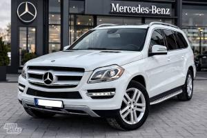 Белый Мерседес ГЛ 450 2013 в Клайпеда, объемом двигателя 4.60 л и пробегом 140 тыс. км за 14500 €, фото  на AUTOMOTO.COM.LV