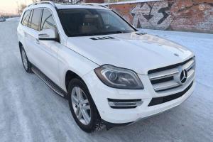 White Mercedes-Benz GL 450 2014 in Siauliai, with an engine capacity of 4.70 L and mileage of 303 thousand km for 12300 €, photo 3 on AUTOMOTO.COM.LV