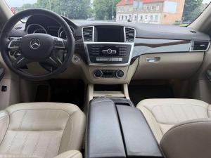 Balts Mercedes-Benz GL 450 2014 Klaipėda, ar dzinēja tilpumu 4.66 L un nobraukumu 230 tūkst. km par 13900 €, foto 12 vietnē AUTOMOTO.COM.LV