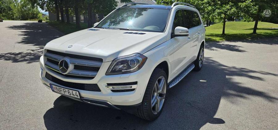 Balts Mercedes-Benz GL 450 2014 Raseiniai, ar dzinēja tilpumu 4.60 L un nobraukumu 270 tūkst. km par 16000 €, foto 1 vietnē AUTOMOTO.COM.LV