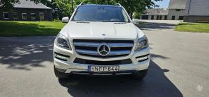 Balts Mercedes-Benz GL 450 2014 Raseiniai, ar dzinēja tilpumu 4.60 L un nobraukumu 270 tūkst. km par 16000 €, foto 3 vietnē AUTOMOTO.COM.LV