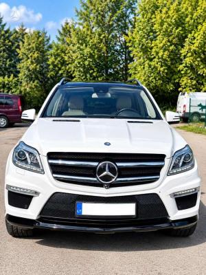 White Mercedes-Benz GL 450 2014 in Vilnius, with an engine capacity of 4.66 L and mileage of 212 thousand km for 16000 €, photo  on AUTOMOTO.COM.LV