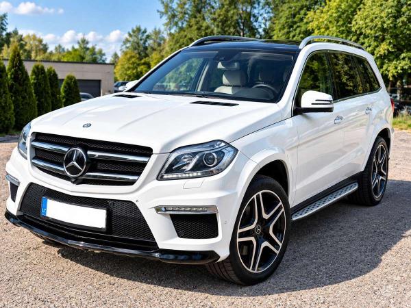 Mercedes-Benz GL 450 2014 Viļņa vietnē Balts Mercedes-Benz GL 450 2014 Viļņa, ar dzinēja tilpumu 4.66 L un nobraukumu 212 tūkst. km par 16000 €, foto 3 vietnē AUTOMOTO.COM.LV