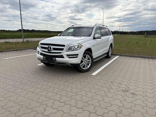 Balts Mercedes-Benz GL 450 2015 Viļņa, ar dzinēja tilpumu 3.00 L un nobraukumu 205 tūkst. km par 15500 €, foto 1 vietnē AUTOMOTO.COM.LV