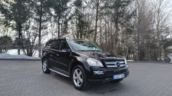 Melns Mercedes-Benz gl-500 2007 Klaipėda, ar dzinēja tilpumu 5.50 L un nobraukumu 357 tūkst. km par 4999 €, foto 6 vietnē AUTOMOTO.COM.LV