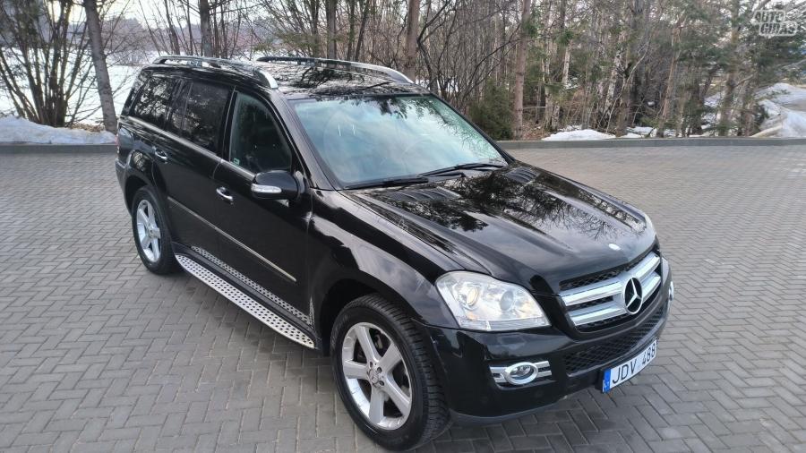 Melns Mercedes-Benz gl-500 2007 Klaipėda, ar dzinēja tilpumu 5.50 L un nobraukumu 357 tūkst. km par 4999 €, foto 7 vietnē AUTOMOTO.COM.LV