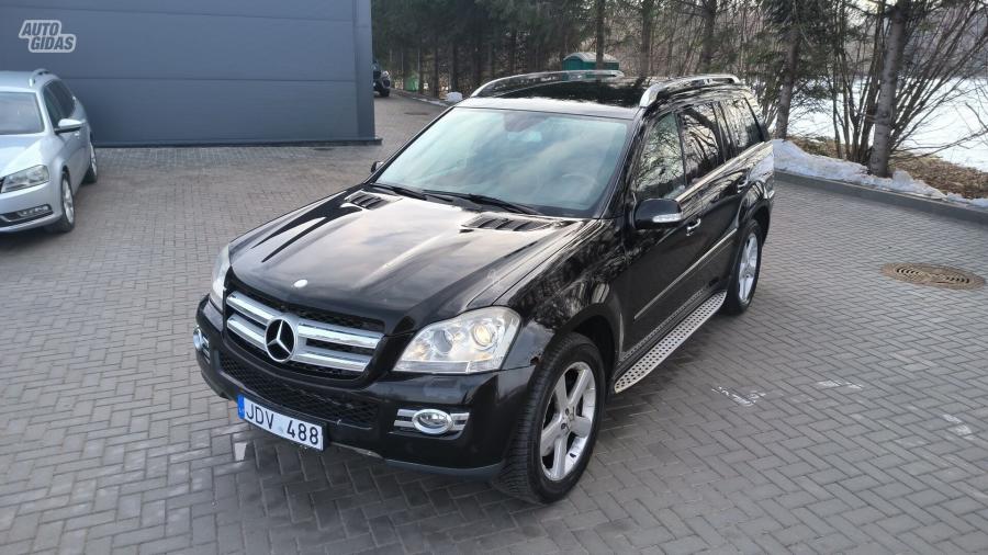 Melns Mercedes-Benz gl-500 2007 Klaipėda, ar dzinēja tilpumu 5.50 L un nobraukumu 357 tūkst. km par 4999 €, foto 10 vietnē AUTOMOTO.COM.LV