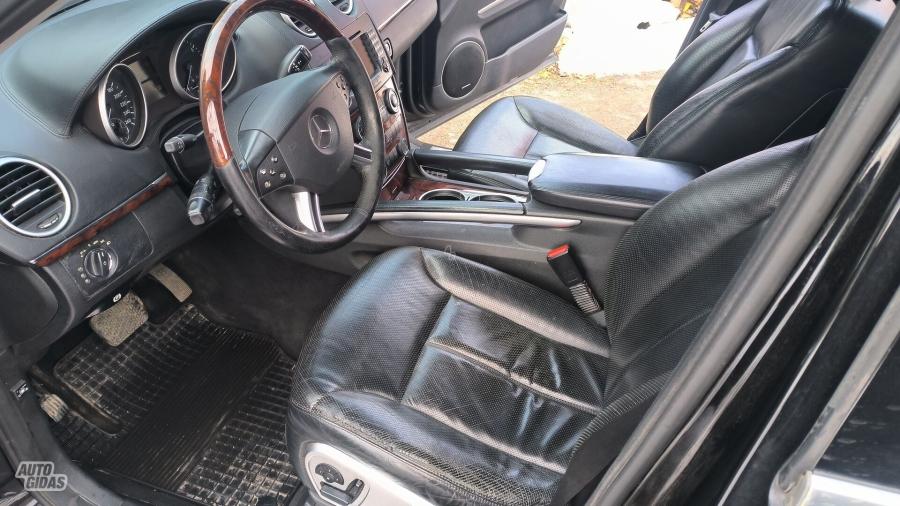 Melns Mercedes-Benz gl-500 2007 Klaipėda, ar dzinēja tilpumu 5.50 L un nobraukumu 357 tūkst. km par 4999 €, foto 11 vietnē AUTOMOTO.COM.LV